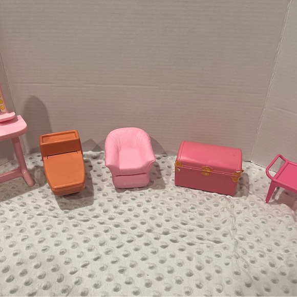 Barbie | Toys | Vintage Barbie Dollhouse Furniture Set Pink And Orange ...